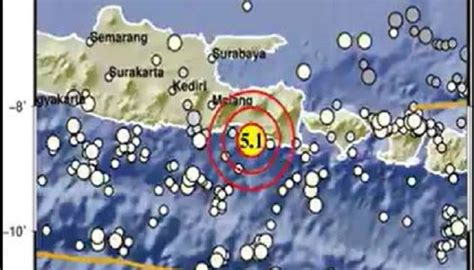 BREAKING NEWS Gempa Bumi Guncang Jember 5 1 Magnitudo BMKG Gempa
