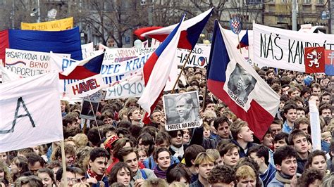 NOVIEMBRE DE 1989 Checoslovaquia La revolución de Terciopelo