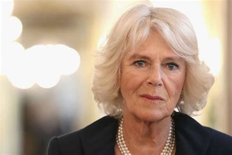 La Reina Consorte Camilla Parker Se Encuentra Aterrorizada Por Su