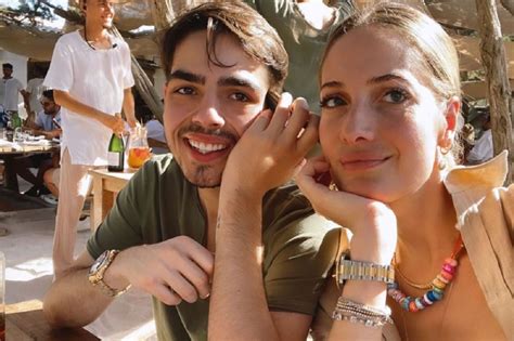 Espaço Aberto Filho de Faustão e Schynaider Moura curtem romance no