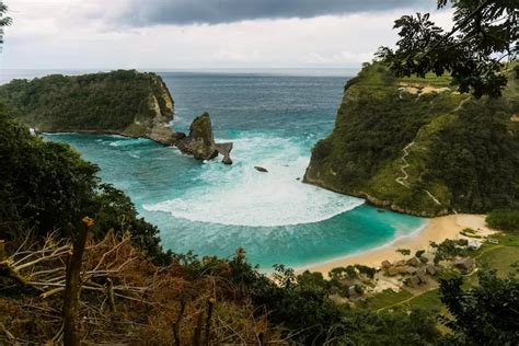 Lirik Lagu Tanah Airku Lagu Nasional Indonesia Yang Cocok Dinyanyikan
