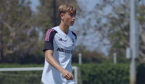 Juventus Fatta Per Huijsen Al Frosinone I Dettagli
