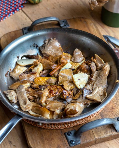 Saut De Veau Aux Champignons Cognac Et Moutarde