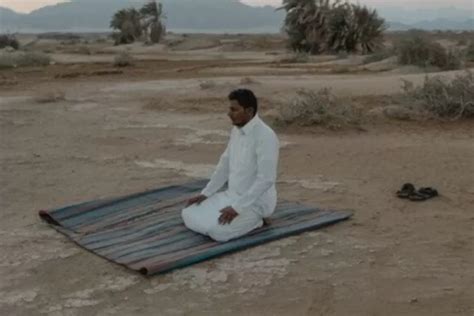 Bacaan Tahiyat Akhir Sampai Salam Dalam Pelaksanaan Sholat Berikut