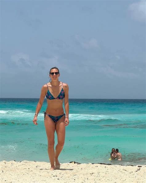 Hot Sexy Christiane Endler Bikini Pics