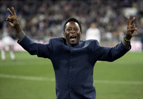 Muere el Rey Pelé el mejor futbolista de todos los tiempos