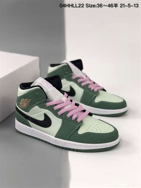 Jual The Nike Air Jordan Mid Se Take Flight Gs Mid Top White Red