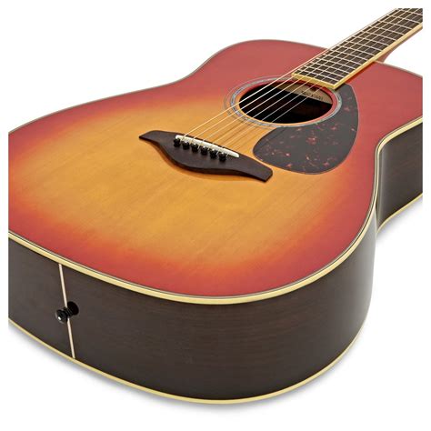 Yamaha FG830 Acoustic Autumn Burst At Gear4music