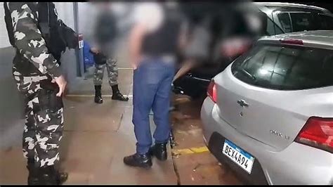 Detido Por Homic Dio E Tr Fico Devolvido Carceragem Ap S Passar Por