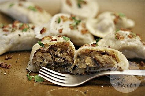 Przepis na Pierogi z kapustą i grzybami Blog kulinarny Kuchnia Marty