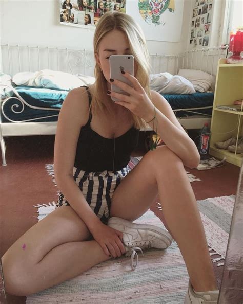 Hanna Binke Sch Mt Sich Nicht F R Ihre Sexualit T Nacktefoto