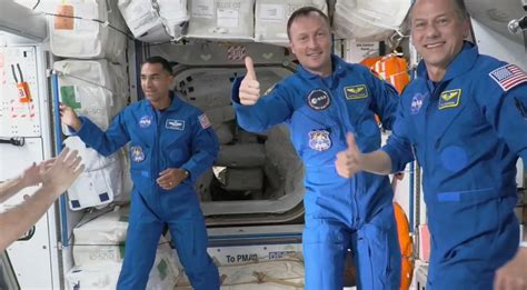 Interview De L Astronaute Matthias Maurer Qui Vient D Arriver Bord