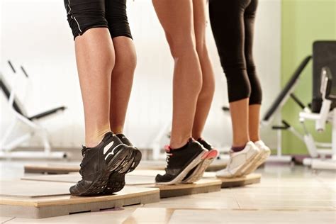 7 Ejercicios para mejorar la circulación de las piernas que deberías probar