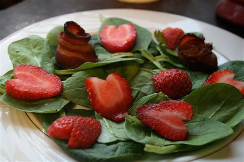 24 7 Low Carb Diner Strawberry Heart And Bacon Rose Salad