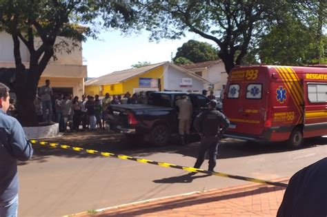 Vídeo mostra momento em que bandidos chegam e lutam dentro de