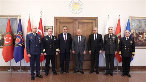 Milli Savunma Bakanı Yaşar Güler Yunan heyeti kabul etti Türkiye