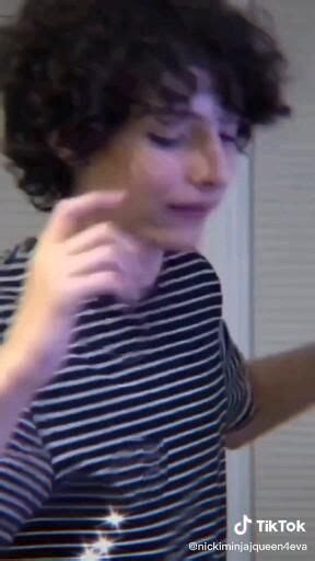 34 Idee Su Finn Wolfhard Finn Attori Futuro Fidanzato