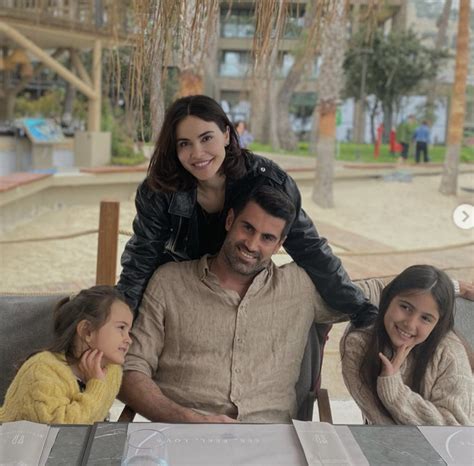 Volkan Demirel In E I Zeynep Sever Bikinili Pozuyla B Y Ledi Bu Nas L