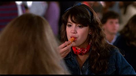 Phoebe Cates Teaches How To Do Blowjobs With A Carrot In Fast Times At