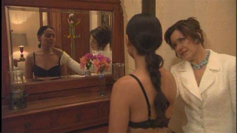 El Misterio De Los Almendros 2004