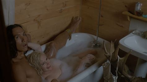 Jennifer Jason Leigh Skipped Parts P Mkone S Celebrity Clips