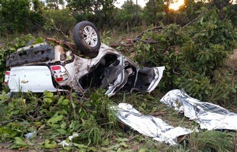 G1 Amigos morrem e filhos se ferem em acidente na BR 153 em Goiás