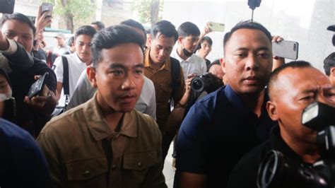 Diperiksa Bawaslu Gibran Tegaskan Tak Ada Kegiatan Politik Saat Bagi