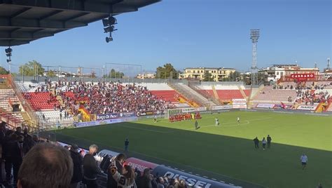 Cosenza Reggina Ultime Dai Campi Probabili Formazioni E Dove Vederla