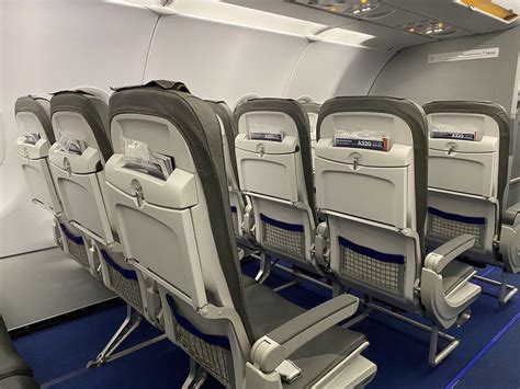 Lufthansa A320 Sharklets Business Class Image To U