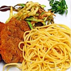 Receita de Bife à Milanesa Espaguete Crocante Karen Almanaque