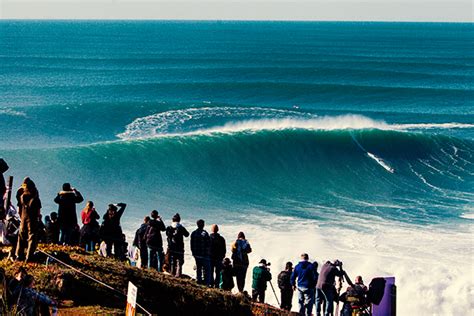 Sinal verde ligado para o TUDOR Nazaré Tow Surfing Challenge