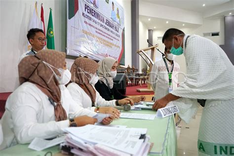PERSIAPAN PEMBERANGKATAN JAMAAH CALON HAJI GORONTALO ANTARA Foto