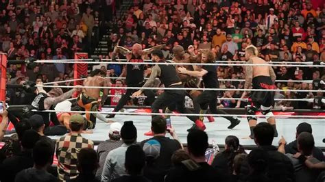 What Are WWE S Plans For The Bloodline