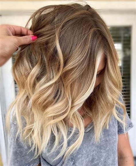 Warm Amber Il Nuovo Biondo Caldo Del 2020 CapelliStyle Blonde Hair