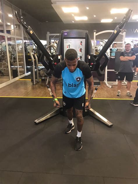 BotafogoDePrimeira 彡 on Twitter RT Botafogo Na academia F Scherer