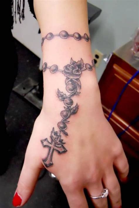 Top Tatuajes De Rosarios En La Mano Abzlocal Mx