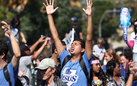Fotos Marcha Para Jesus Re Ne Milhares Em Ruas De Sp Fotos Em S O