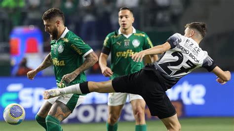 Barcelona Deixa Veiga De Lado E Busca Acerto Outro Meia Do