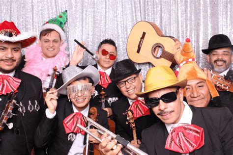HoJo Anaheim Holiday Party SelfieXmedia