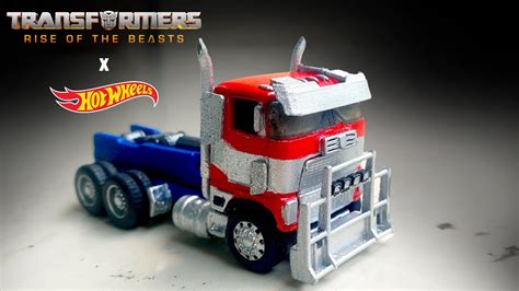 Hot Wheels Custom OPTIMUS PRIME De Transformers El Despertar De Las