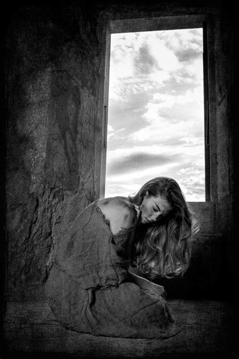 Pin On Exemple Solitude Et Tristesse