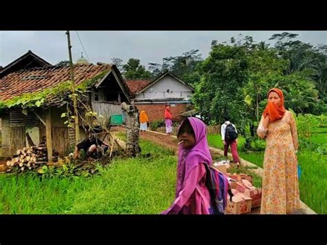 Sore Penuh Kehangatan Di Kampung Terpencil Lereng Gunung Sawal Suasana