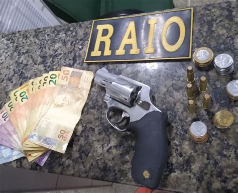 Suspeito é preso portando arma de fogo durante patrulhamento da PMCE no