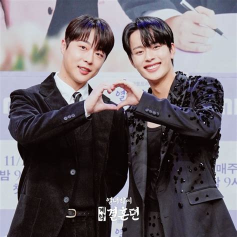 8 Potret Yoo Seon Ho Di The Story Of Park S Marriage Contract Siap