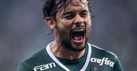 Scarpa é favoritaço ao prêmio de craque do Brasileirão