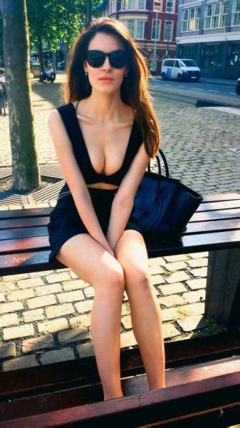 Beautiful And Sexy Girls Spotted In The Street Pics Izispicy