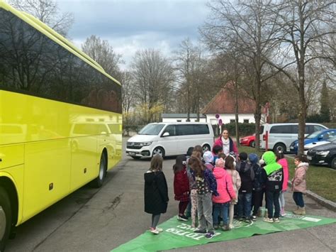 Sicherheit Beim Busfahren Kunstgrundschule St Peter Und Paul