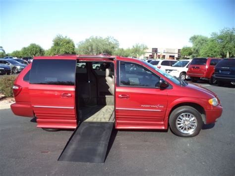 2003 Chrysler Town Country Limited Wheelchair Handicap Mobility