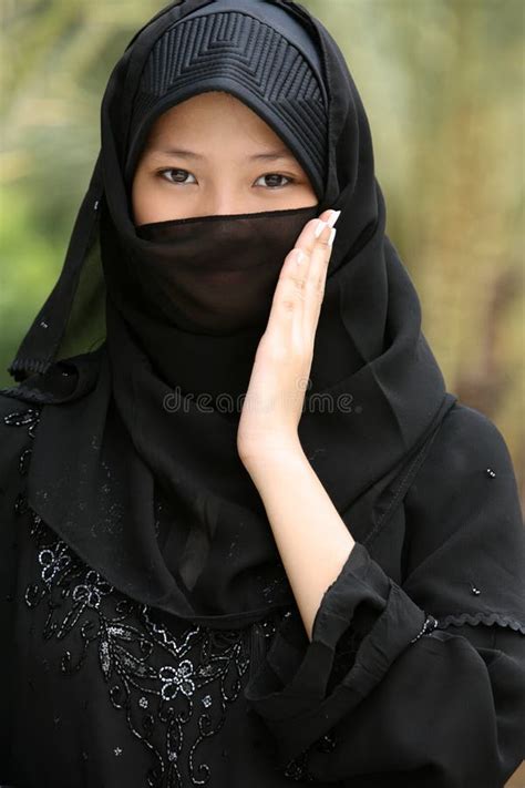 女孩穆斯林 库存照片 图片 包括有 å¥³å­© å®¤å¤ å›žæ•™ ç›¸å½ å °åº¦å°¼è¥¿äºšè¯­ 6219164