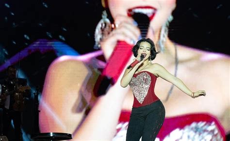Descubren el truco de Ángela Aguilar para una gran figura femenina